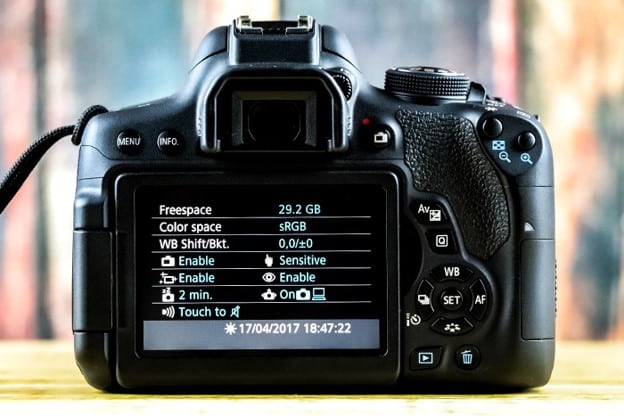 Histogram on Canon Rebel T6 | How to Read an RGB