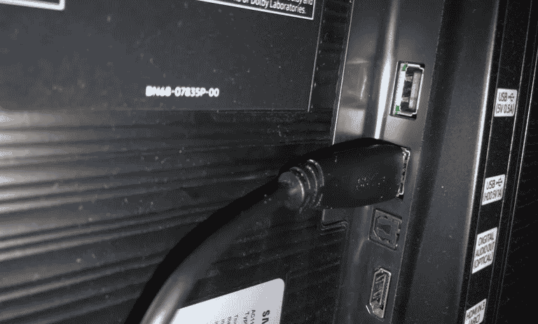 How to Connect a Webcam to LG Smart TV: A Step-by-Step Guide - TechnoWifi